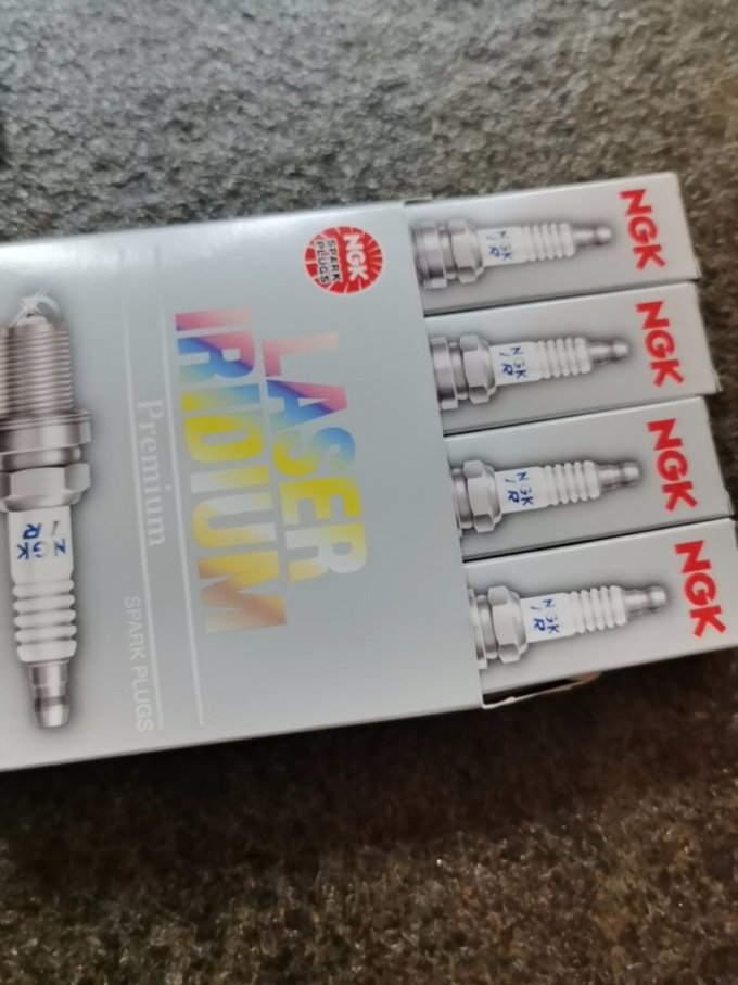 NGK火花塞怎么样 很好，包装完整，发货快，送货速..._什么值得买