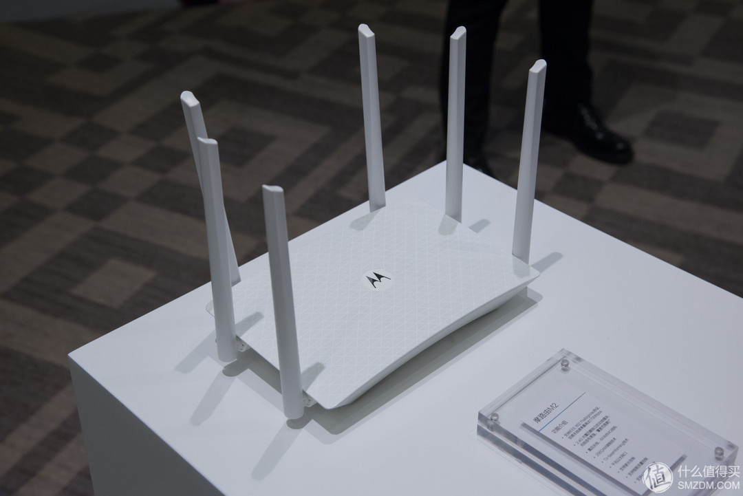 Hello Moto again：MOTOROLA 摩托罗拉 摩路由 M1 无线路由器 正式发布_路由器_什么值得买