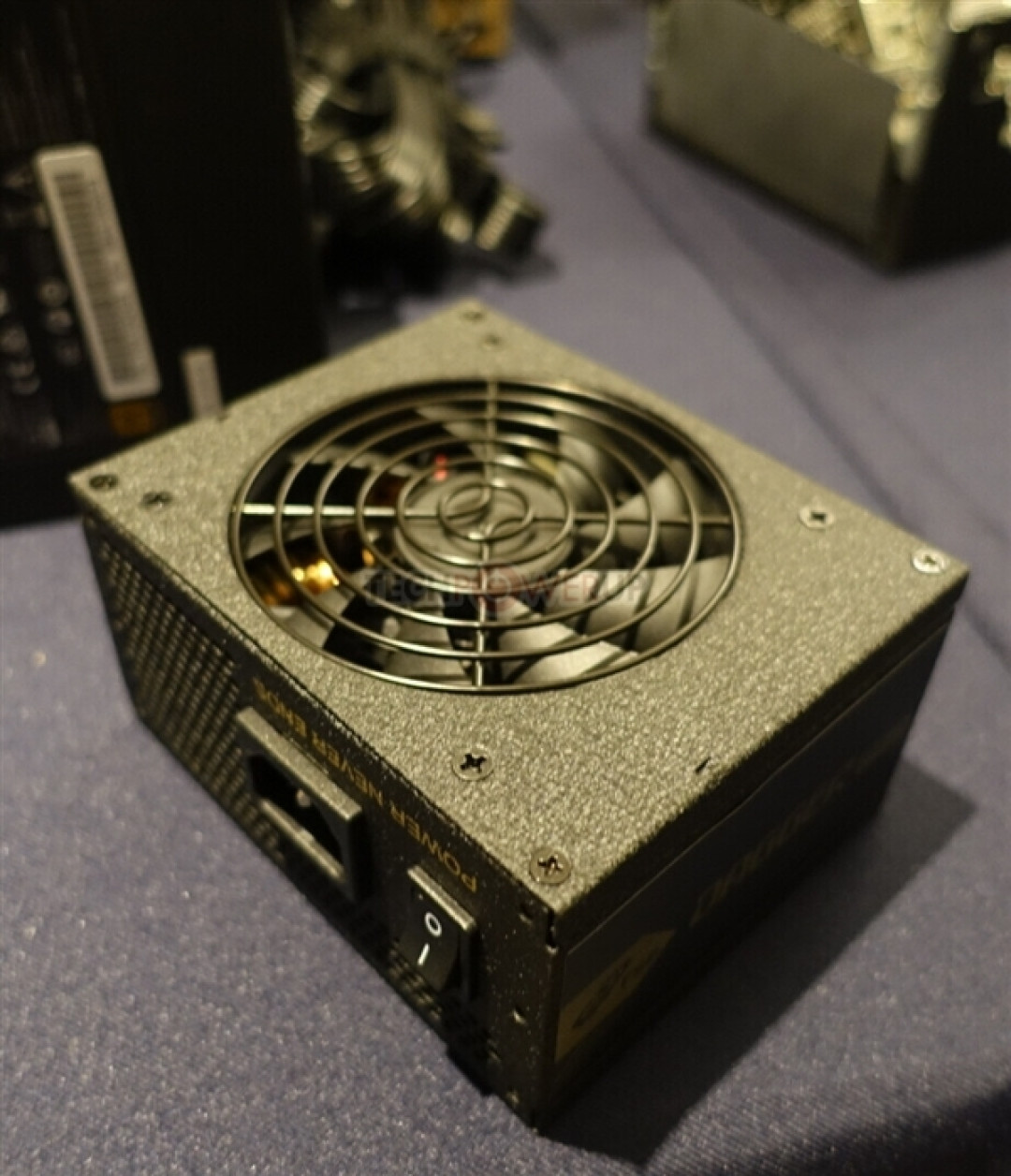 24针主板线再见吧：intel纯12V电源规范ATX12VO今年出炉，30年来首次砍掉5V/3.3V供电_电脑电源_什么值得买