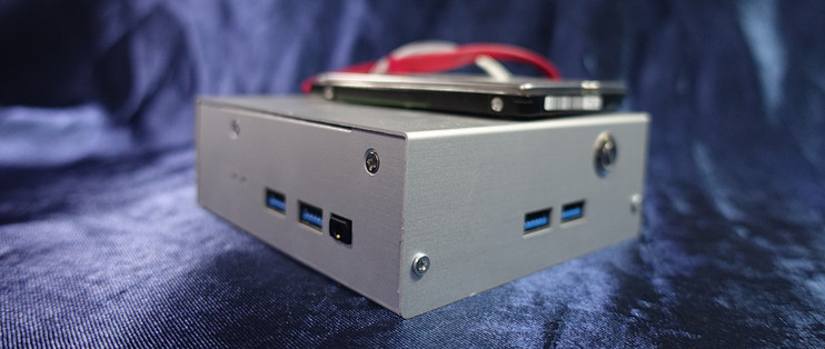 基于华硕un66的双盘位轻nas_NAS存储_什么值得买