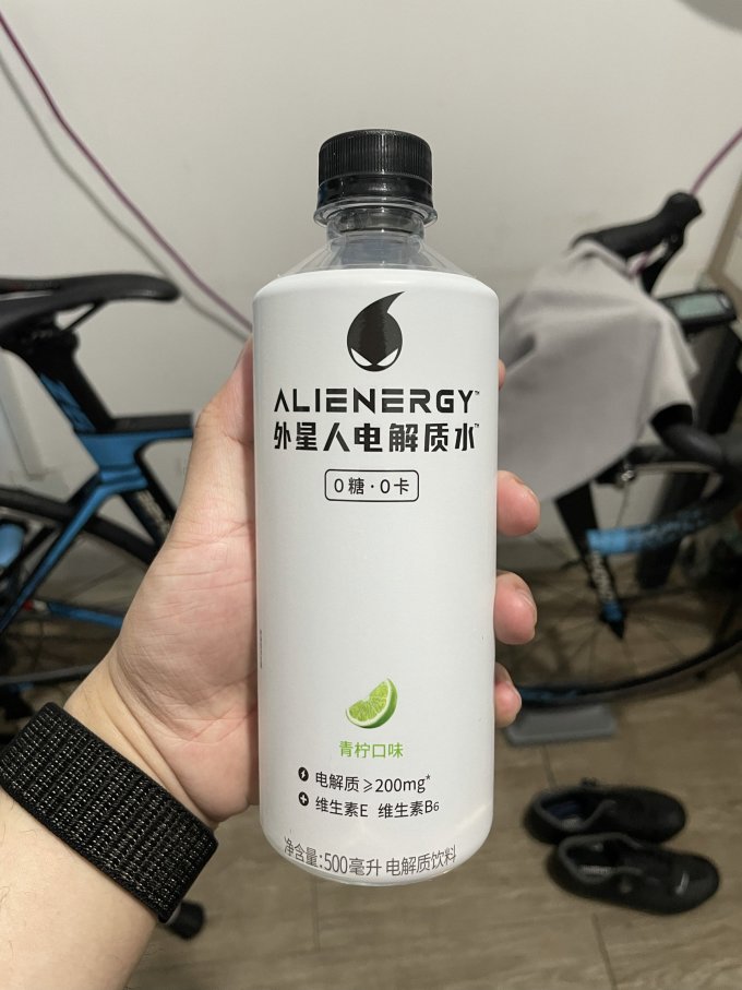 外星人饮料碳酸饮料怎么样 青柠味的外星人电解质也太好喝了吧_什么值得买