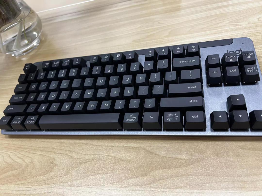 内行评测：罗技K855办公最高效的机械键盘，工作学业和娱乐都好用的键盘，双模、TTC，支持多平台，3年续航！_键鼠套装_什么值得买