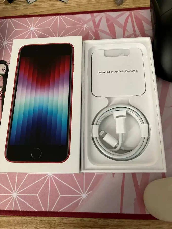 苹果iPhone SE 三代iPhone怎么样 IP se3，屏幕再大点就没安卓的事了_什么值得买