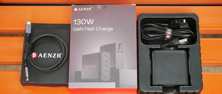 “一头养活全家桶“AENZR 130W氮化镓多口充电器开箱测评_充电器_什么值得买