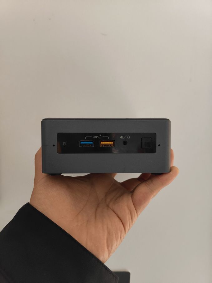 英特尔家用电脑怎么样 NUC8当之无愧的钉子户，但是2060独显更香_什么值得买