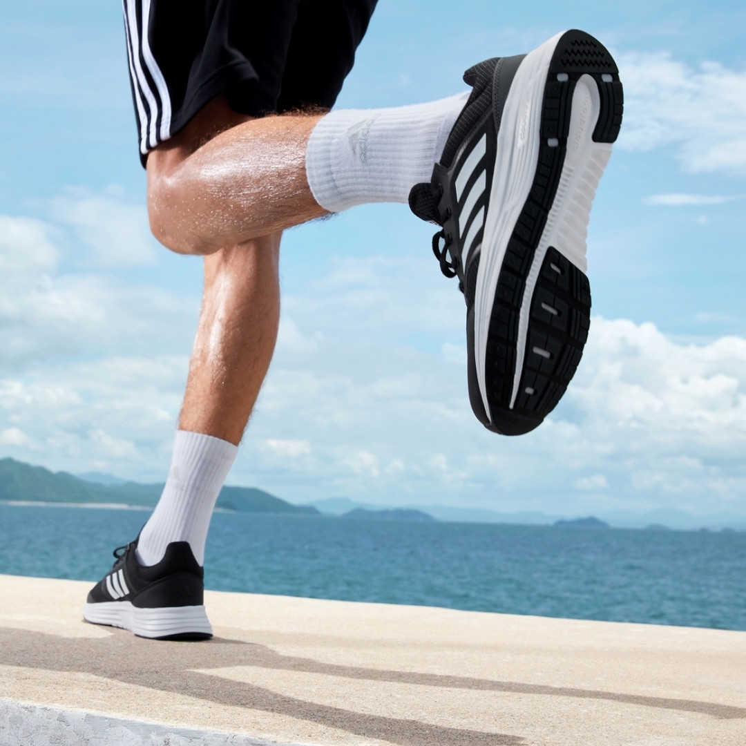 低至4折｜Adidas爆款再折上85折！双十一不到200元的好价衣鞋推荐~_运动卫衣_什么值得买