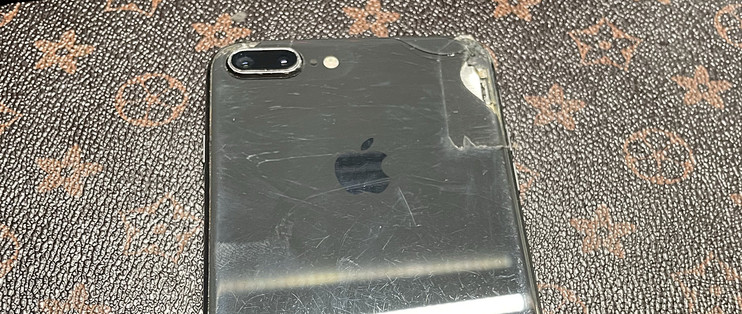 2022年战损级的iPhone 8P还能有一战之力吗？_iPhone_什么值得买