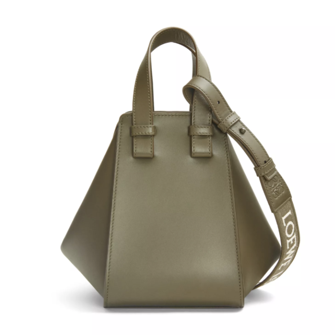 LOEWE推出中国单色釉系列，老祖宗的审美真的绝美，包包上面还有小惊喜～_女包_什么值得买