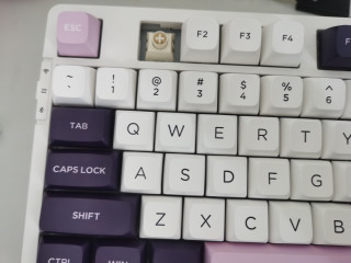 VGN V98 Pro 97键 2.4G蓝牙 多模无线机械键盘 黑加仑 Box冰淇淋轴Pro RGB【报价 价格 评测 怎么样】 -什么值得买