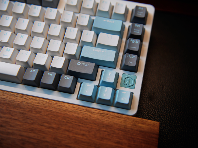 艾石头键盘怎么样 这把键盘性价比挺高，艾石头fe75pro_什么值得买