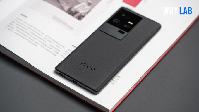 iQOO11 Pro安卓手机怎么样 唯一一款 200W 骁龙 8 Gen2旗舰，iQOO11Pro_什么值得买