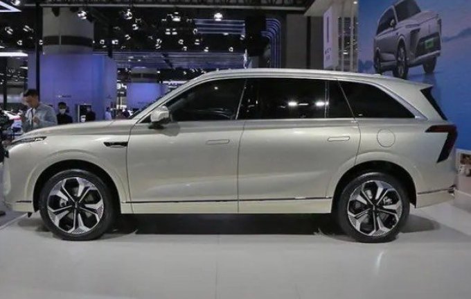 魏牌SUV怎么样 魏牌蓝山DHT-PHEV亮相广州车展_什么值得买