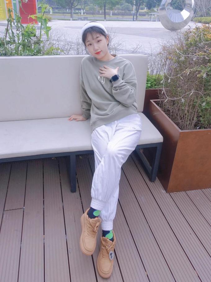 cleanfit穿搭｜一眼就会爱上的绝美宝蓝色💙_什么值得买