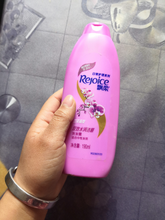 飘柔洗发水怎么样好用吗 飘柔家庭护理洗发水_什么值得买