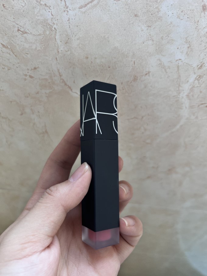 纳斯唇彩唇蜜怎么样好用吗 NARS水雾唇釉唇霜888_什么值得买