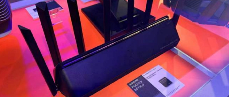 MWC丨小米展出 BE7000 高端路由器，支持 WIFI 7、4路2.5G_路由器_什么值得买