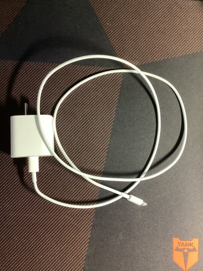 苹果iPad 2021款数据线怎么样 非原装充电线无法给iPad9充电的血泪经历！_什么值得买