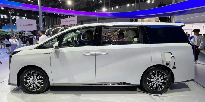 广汽传祺MPV怎么样 看上了广汽 E9 的颜值_什么值得买