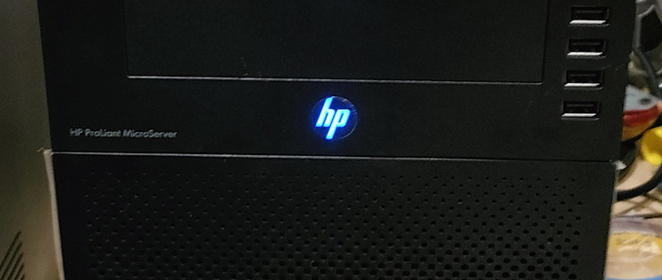 NAS 篇一：低价高性能NAS 方案HP GNE7 _台式机_什么值得买