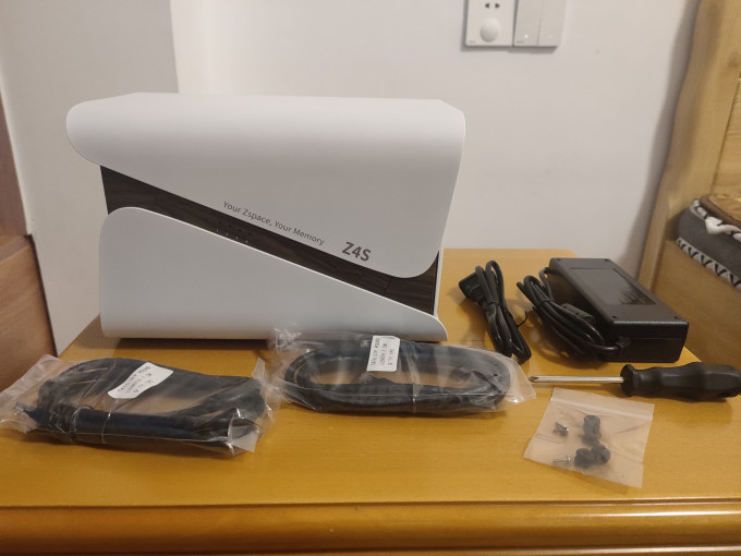 极空间Z4S 旗舰版NAS存储怎么样 升级极空间z4s旗舰版_什么值得买