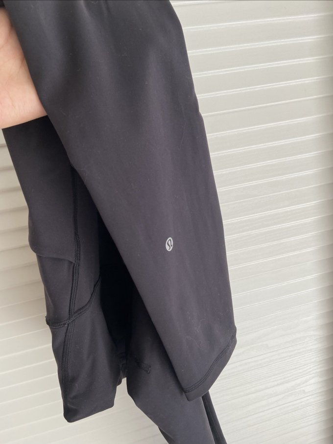 露露乐蒙瑜伽服怎么样 运动跑步不想带包？这条lulu很合适_什么值得买