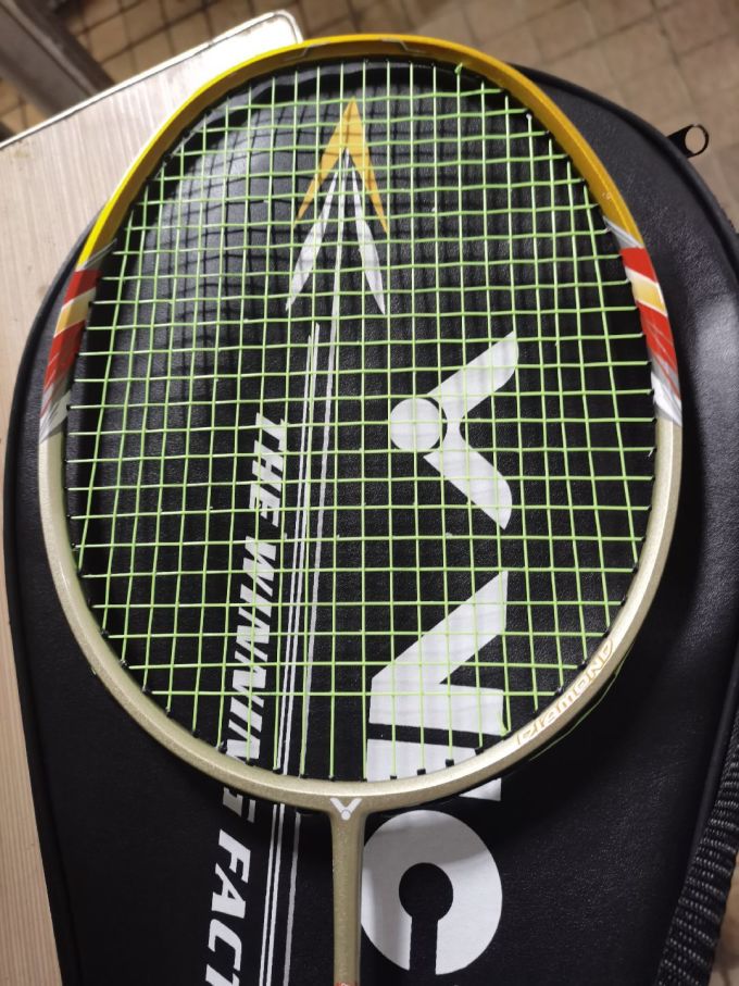 威克多羽毛球拍怎么样 300块不到的纳米7，希望能够让我重拾羽毛球_什么值得买