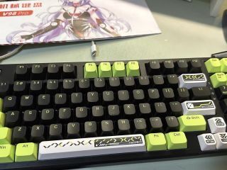 VGN V98 Pro 努巴尼源限定款 97键 2.4G蓝牙 多模无线机械键盘 黑色 Box冰淇淋轴Pro RGB【报价 价格 评测 怎么样】 -什么值得买