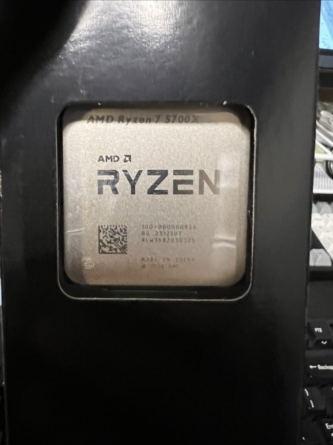 AMDR5-5600GCPU怎么样 一次可有可无的升级，3700x换5700x_什么值得买