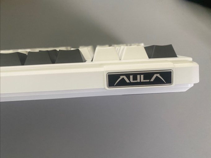 狼蛛F99键盘怎么样 279爆杀！狼蛛f99 FR4双面成金版到货_什么值得买