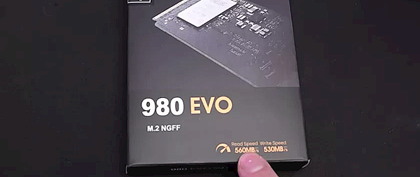 假冒三星 980 EVO 4TB SSD 仅需300块，一测速比U盘还慢_固态硬盘_什么值得买