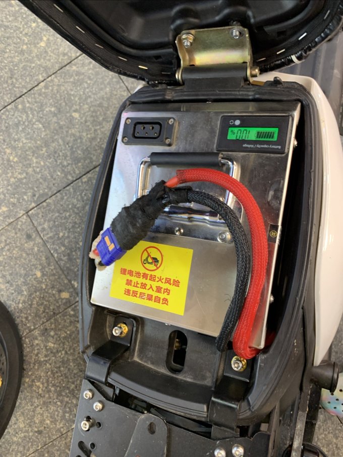 给电摩换个72V60A的锂电池，续航只有155km_什么值得买