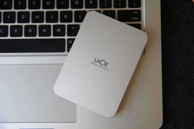 莱斯硬盘怎么样 雷孜LaCie新棱镜硬盘,纤薄轻便保障数据安全_什么值得买