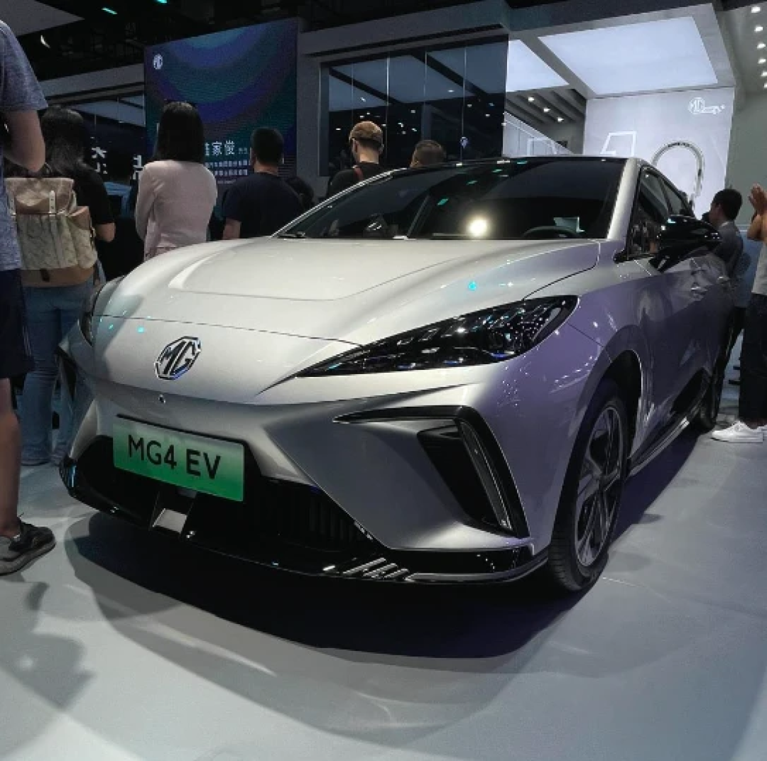 MG4 EV出海冠军版正式上市，售13.98万_新能源车_什么值得买