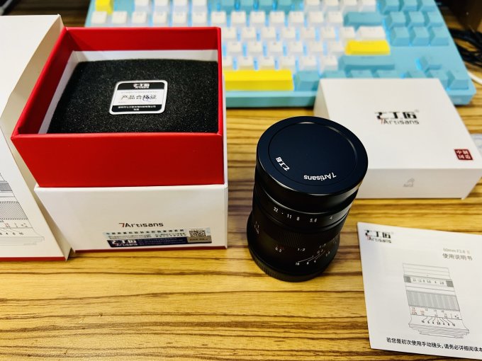 七工匠镜头怎么样 不到1000块的60mm F2.8微距镜头开箱。_什么值得买