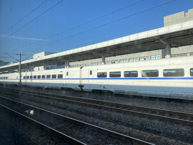 打工路上看到的统型CRH2A动车组，铁路大提速的见证。_什么值得买