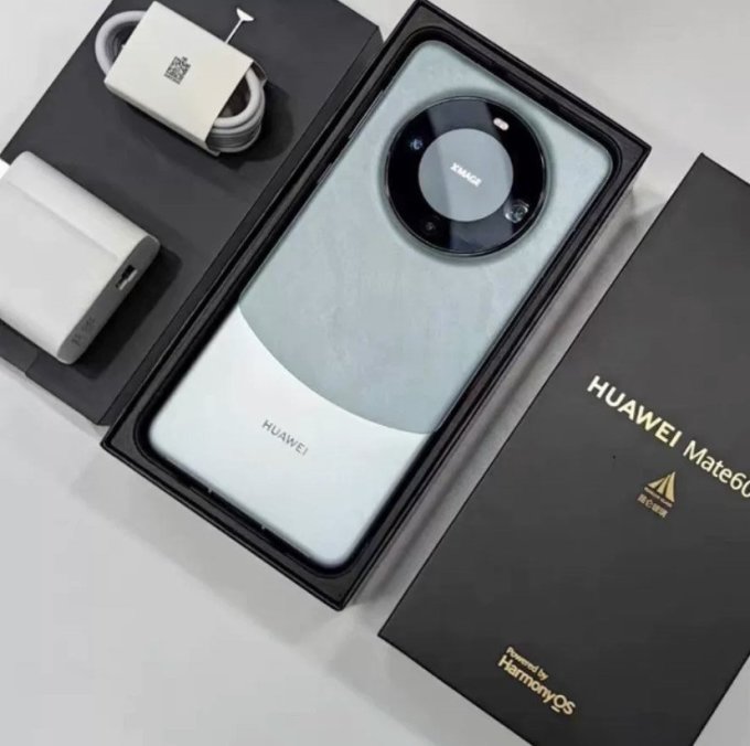 华为Mate 60 Pro其他智能手机怎么样 中秋节前夕的礼物—华为mate 60pro_什么值得买