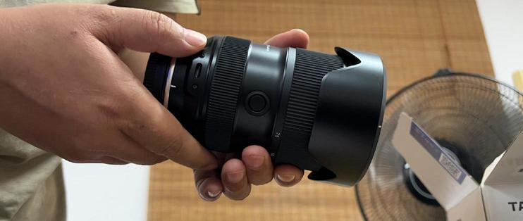 A7M4买了！挂机头配腾龙28-75 G2镜头如何？_无反镜头_什么值得买