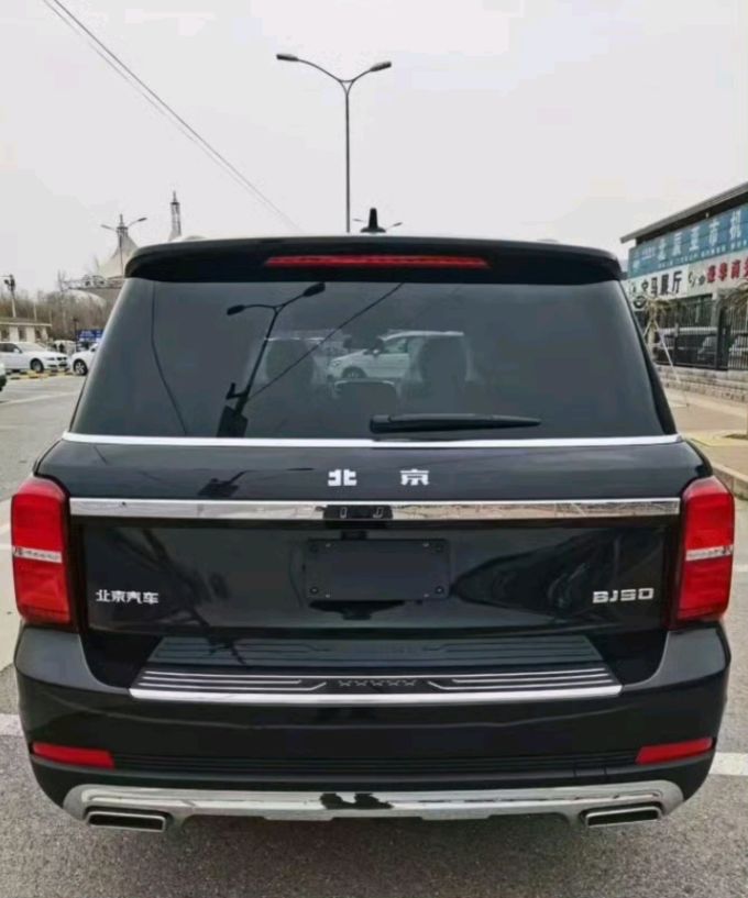 看着路上一大车一大车往各地4S店分送北京BJ90，不禁叹息_什么值得买