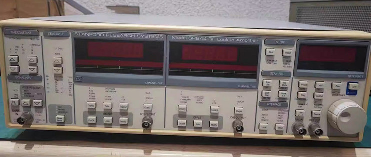 斯坦福 SR844 锁相放大器：优质性能、高效能、易使用_其他网络设备_什么值得买