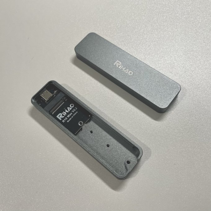 同门师兄弟之间的价格战 RiHAO日灏 m.2双协议固态硬盘盒_什么值得买
