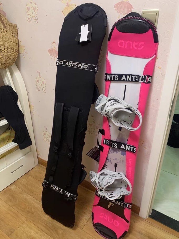 Ants Pro滑雪装备怎么样 ANTS安特斯单板饺子皮滑雪包是一款专为单板滑雪爱好者设计的保护套_什么值得买