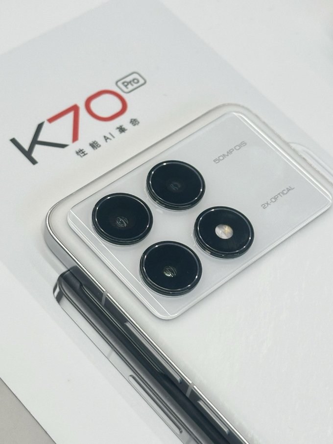 红米K70安卓手机怎么样 看完K70系列，我更加迷茫了～_什么值得买