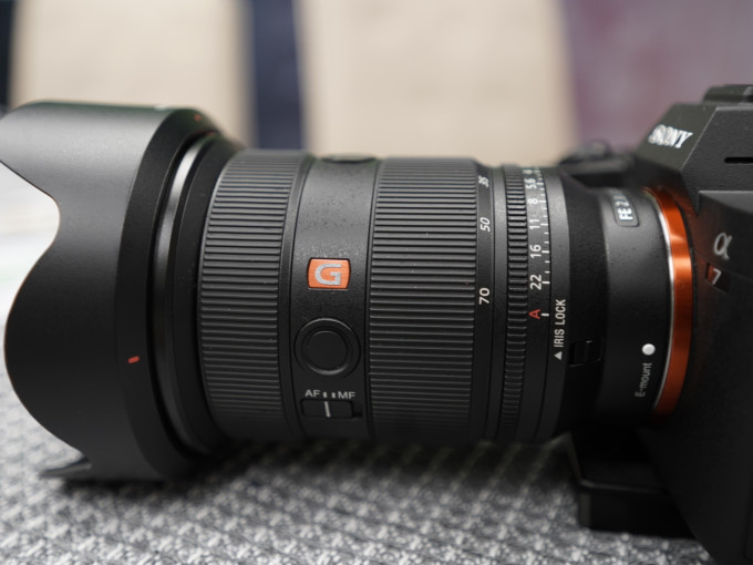 索尼SEL2470GM2无反镜头怎么样 日常够用，索尼24-70GM II使用一年有感_什么值得买