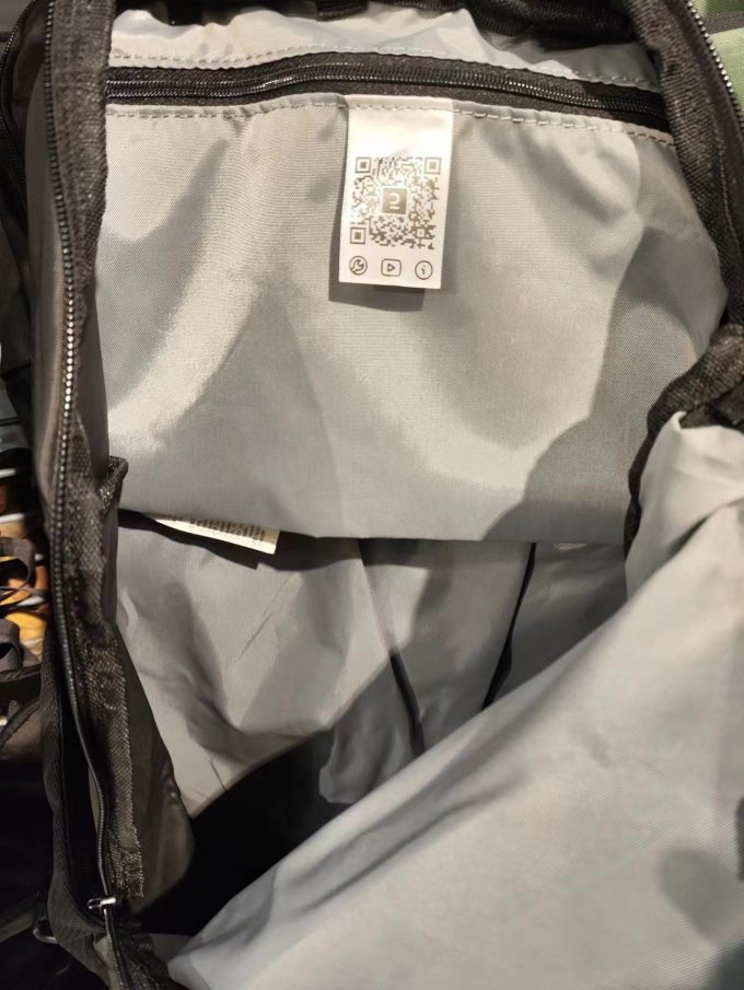 迪卡侬旅行背包怎么样 199的这2023年新款的迪卡侬（mh100）20L背包真好用_什么值得买