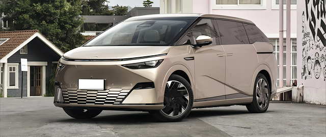 小鹏X9正式上市！售价35.98万元起，标配空悬+后轮转向_MPV_什么值得买