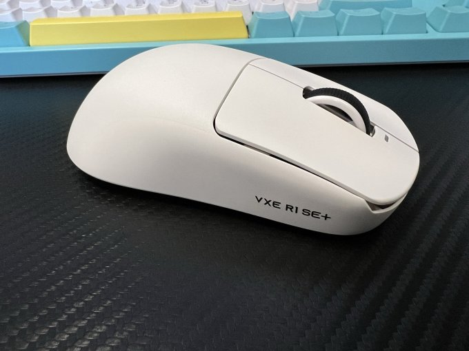 VXE鼠标怎么样 VXE R1 SE：虽然最便宜，但感觉非常好_什么值得买