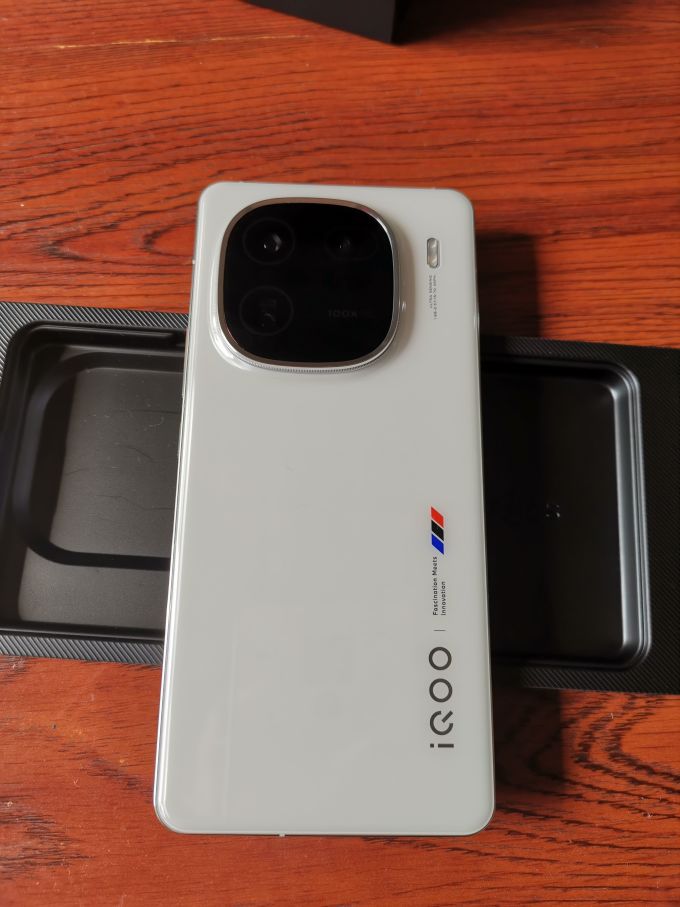 iQOO手机怎么样 iqoo12 16+512GB传奇版晒物_什么值得买