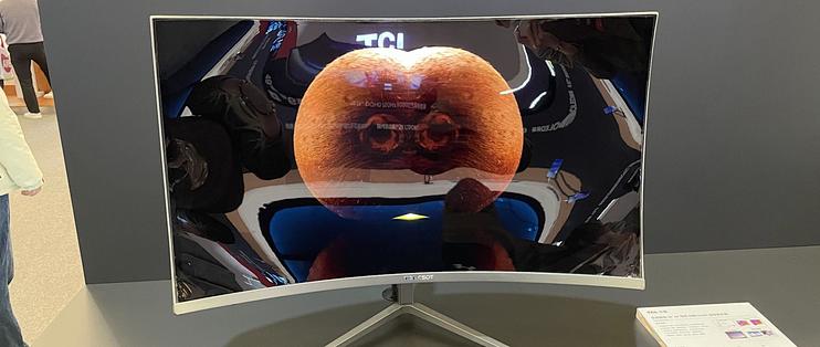AWE2024 | TCL展示穹形显示器_显示器_什么值得买
