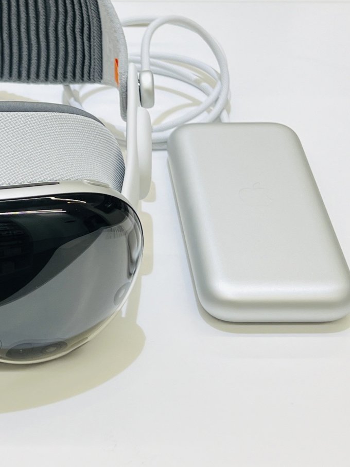 首测Apple Vison Pro，优点与缺点同样明显的一张王牌_什么值得买