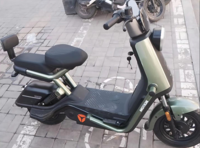 雅迪电动车整车怎么样 雅迪冠能6代B60，骑出你的风采！_什么值得买